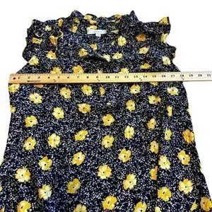 LOFT | Tops | Loft Dressy Tank With Ruffle Collar Size Small ...